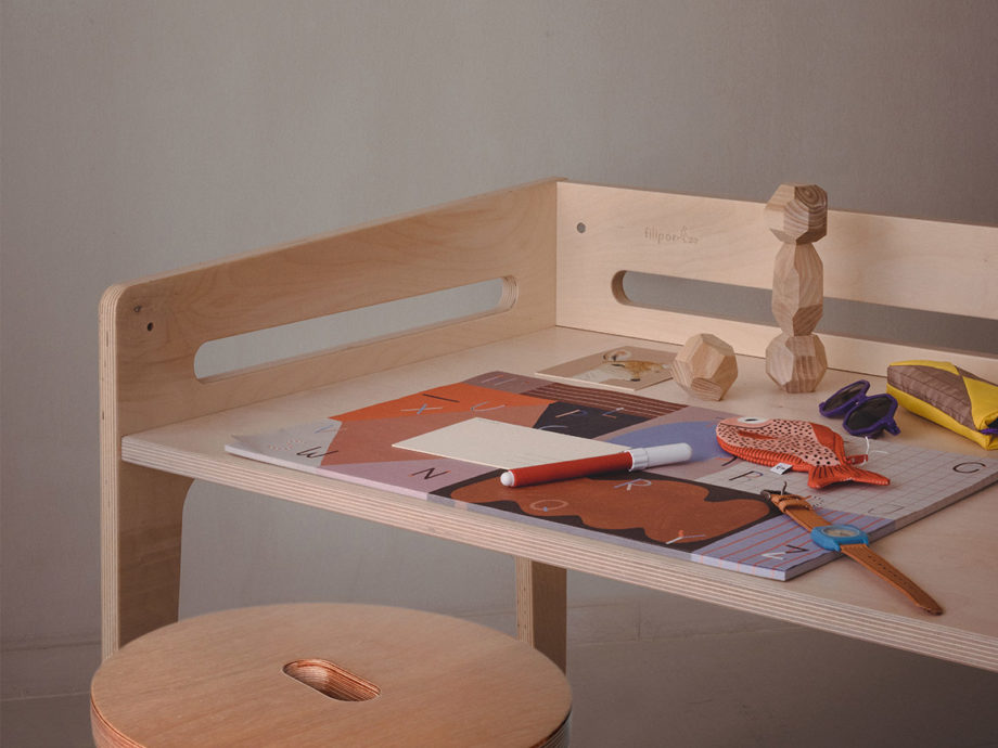 KIHO - der stabile Kinderhocker