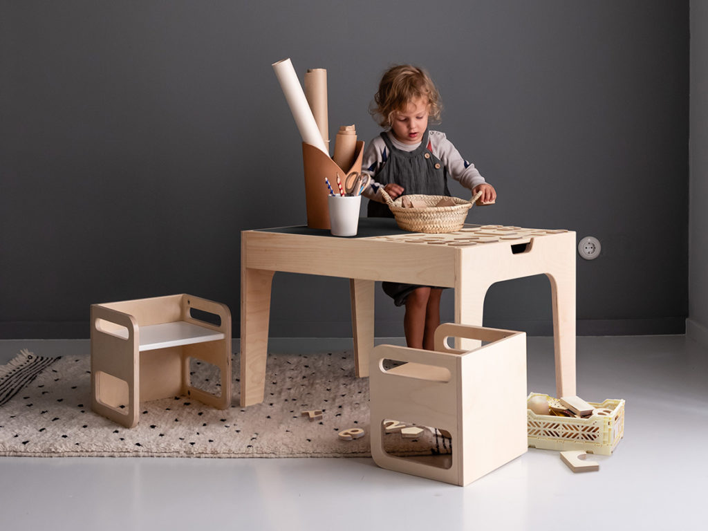 Kinderspieltisch TAFI | Entwicklungstisch aus Holz
